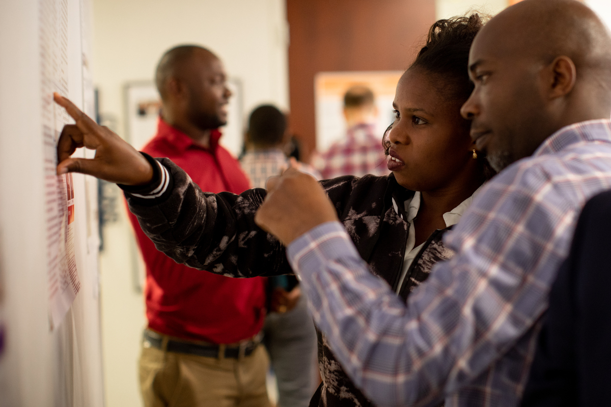 Global Lab Leaders Put Successes, Challenges Under the Microscope ...